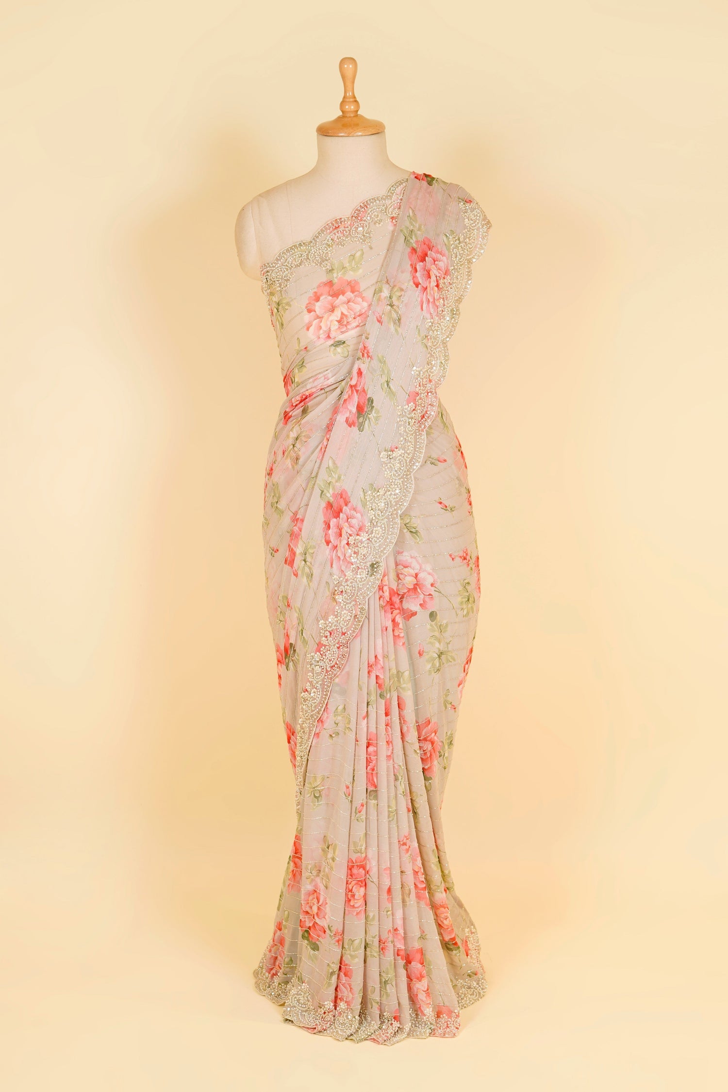5 Saree Styling Hacks to Elevate Your Ethnic Look – Frontier Phagwara